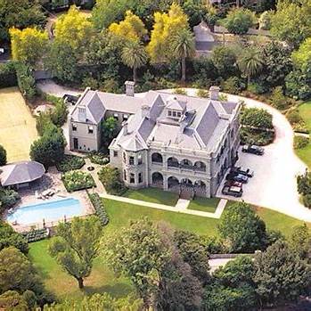 Laura Voinea - Area Specialist | Blog8